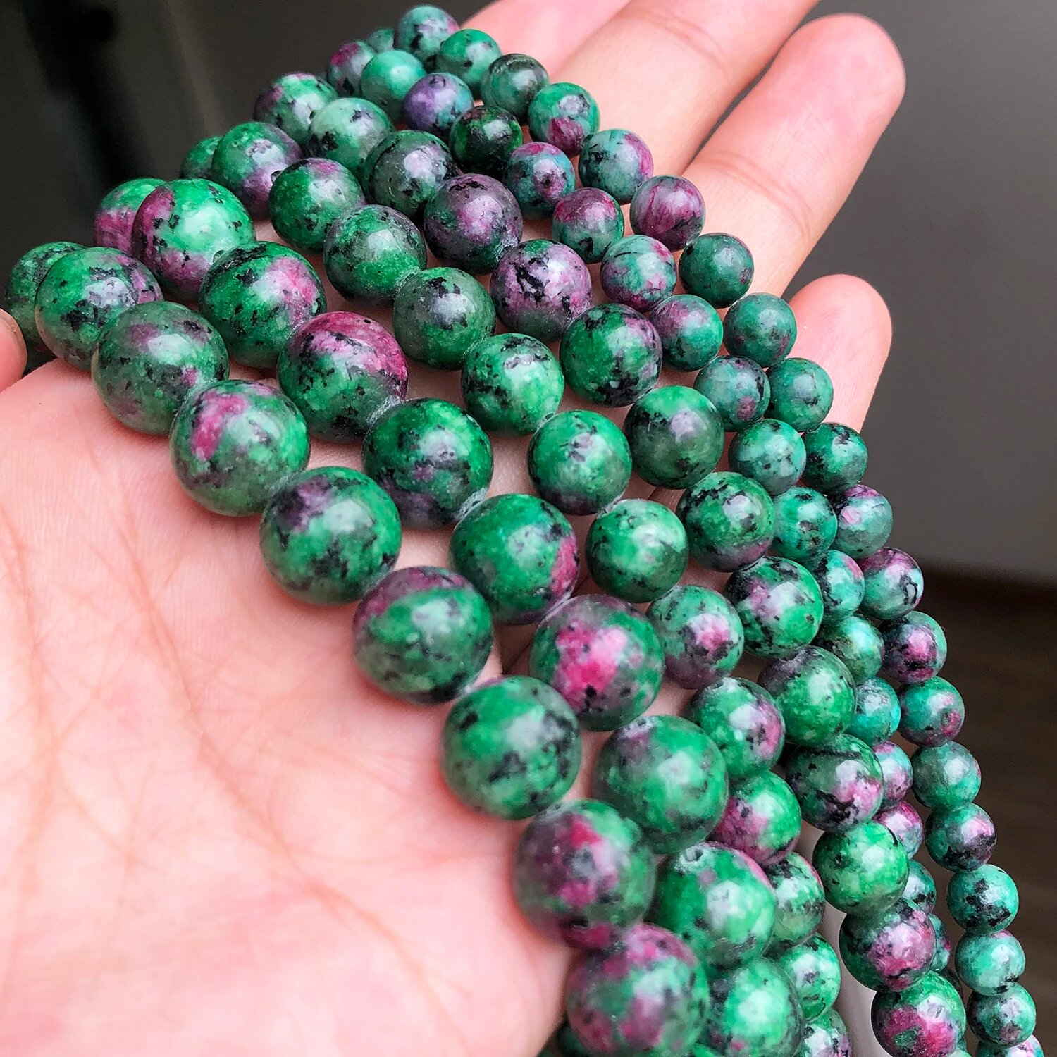 Бусины из камня Epidote Rubys Zoisite GMB724 6 8 10 12 мм 6mm about 61pcs