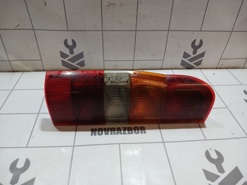 Фонарь задний левый Ford Transit FA 2000-2006