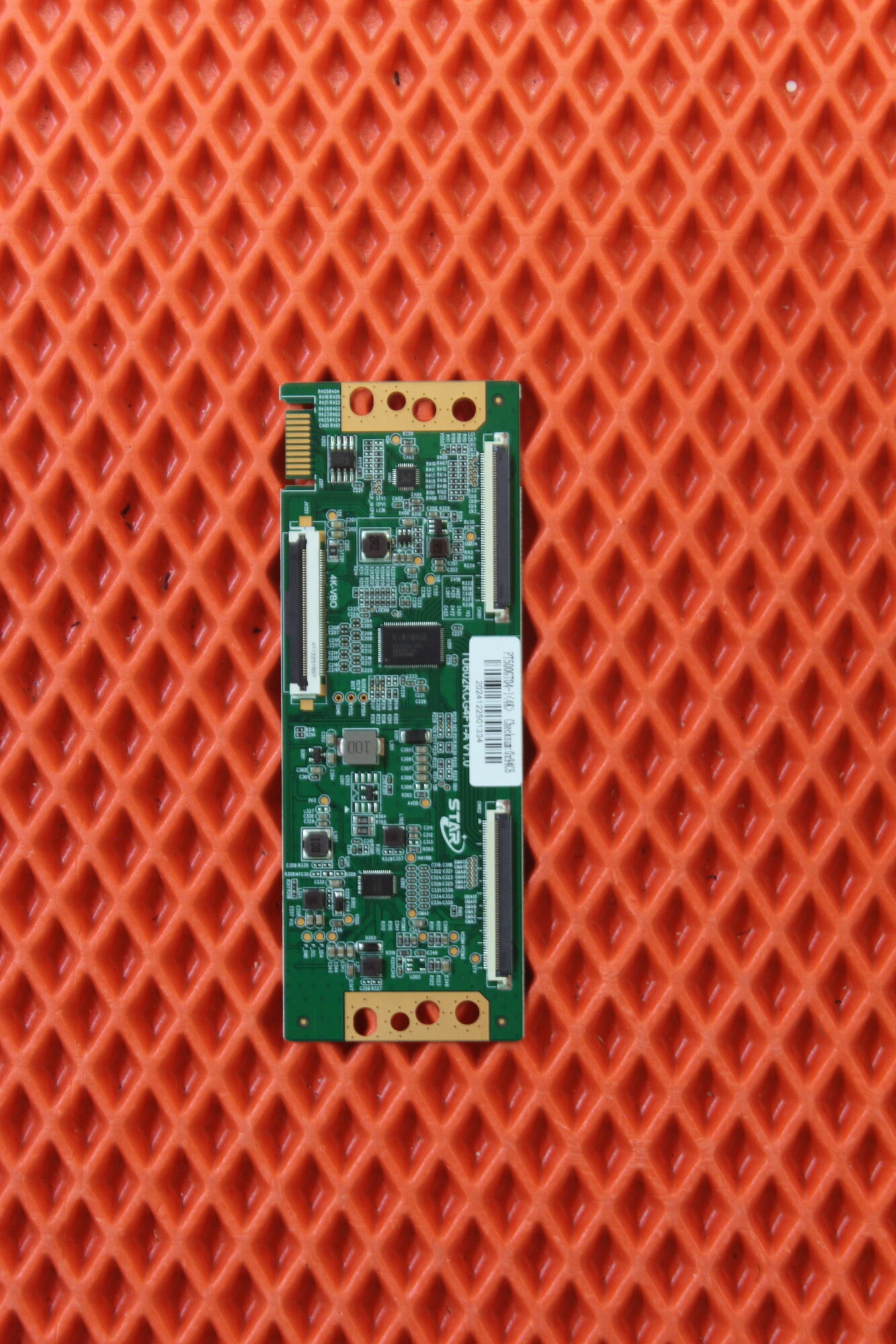 Модуль (T-CON) TU602KCG4F1-A V1,0 для телевизора HARTENS HTA-50QLED11B-HH24-YA9 в надёжной упаковке