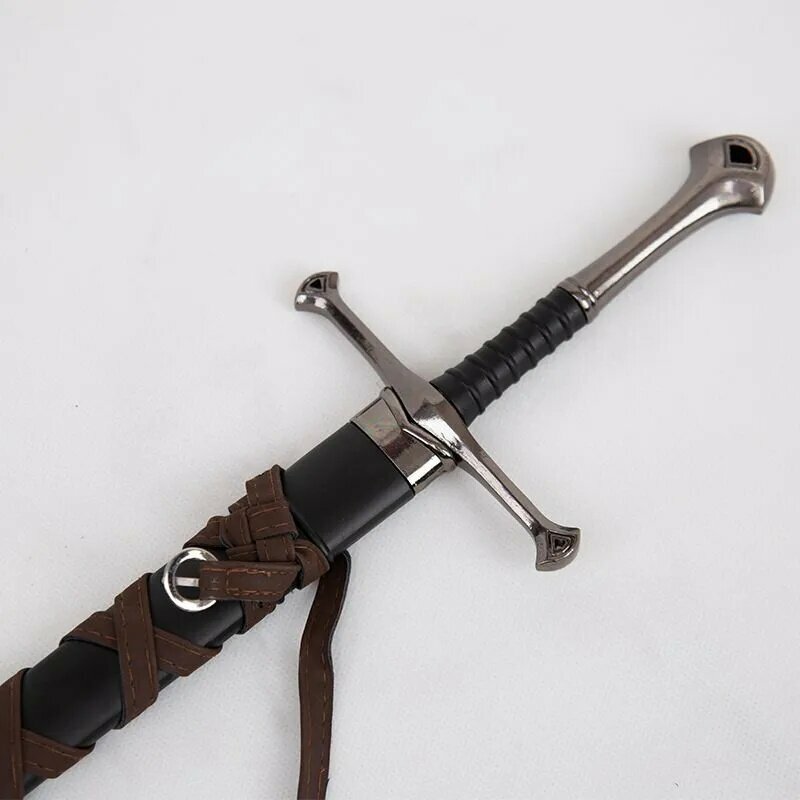 Меч Арагорна из Властелина колец короткая игровая версия