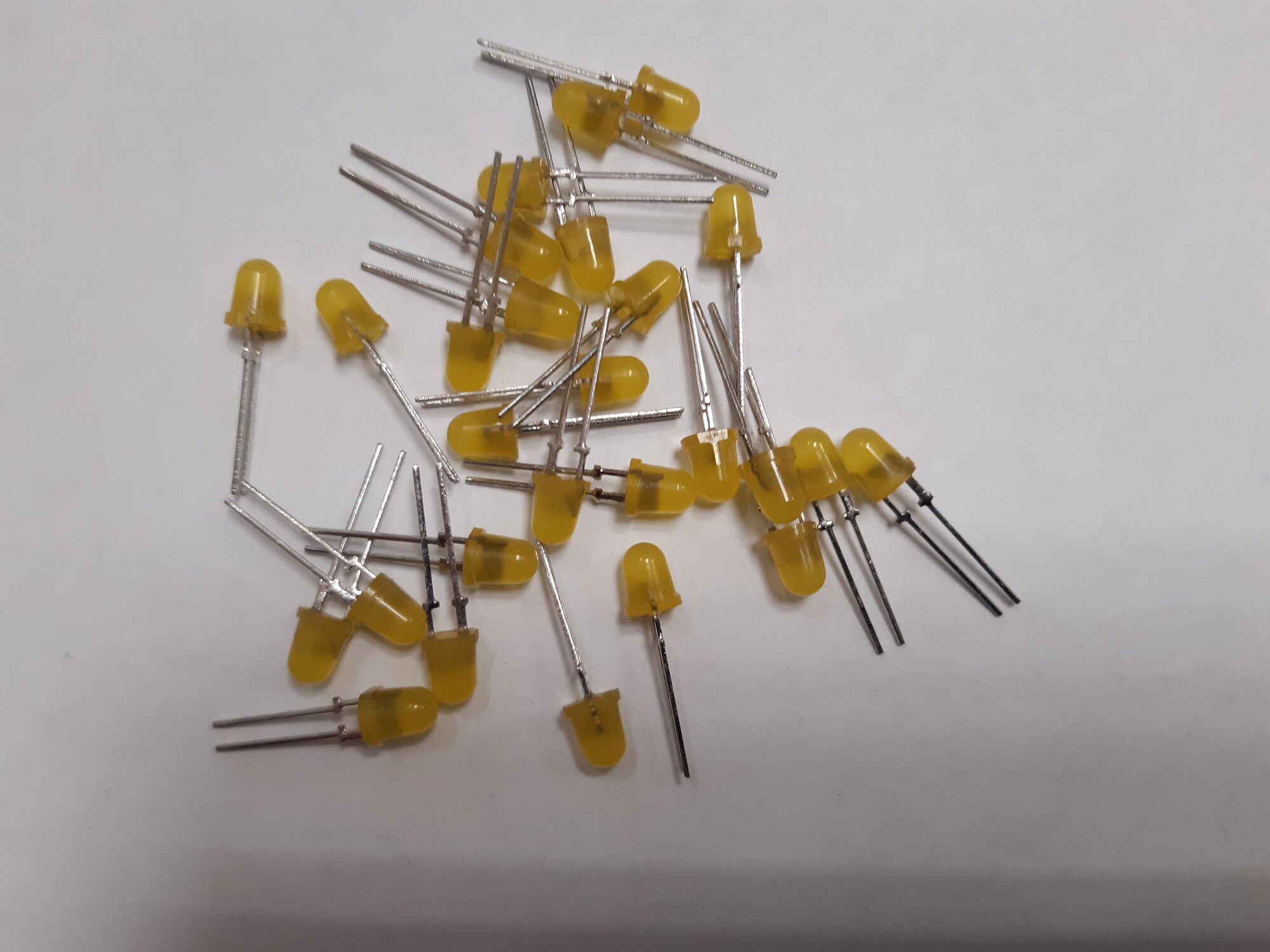 Светодиод АЛ307Е D-5мм. желтый (комплект 10 штук)