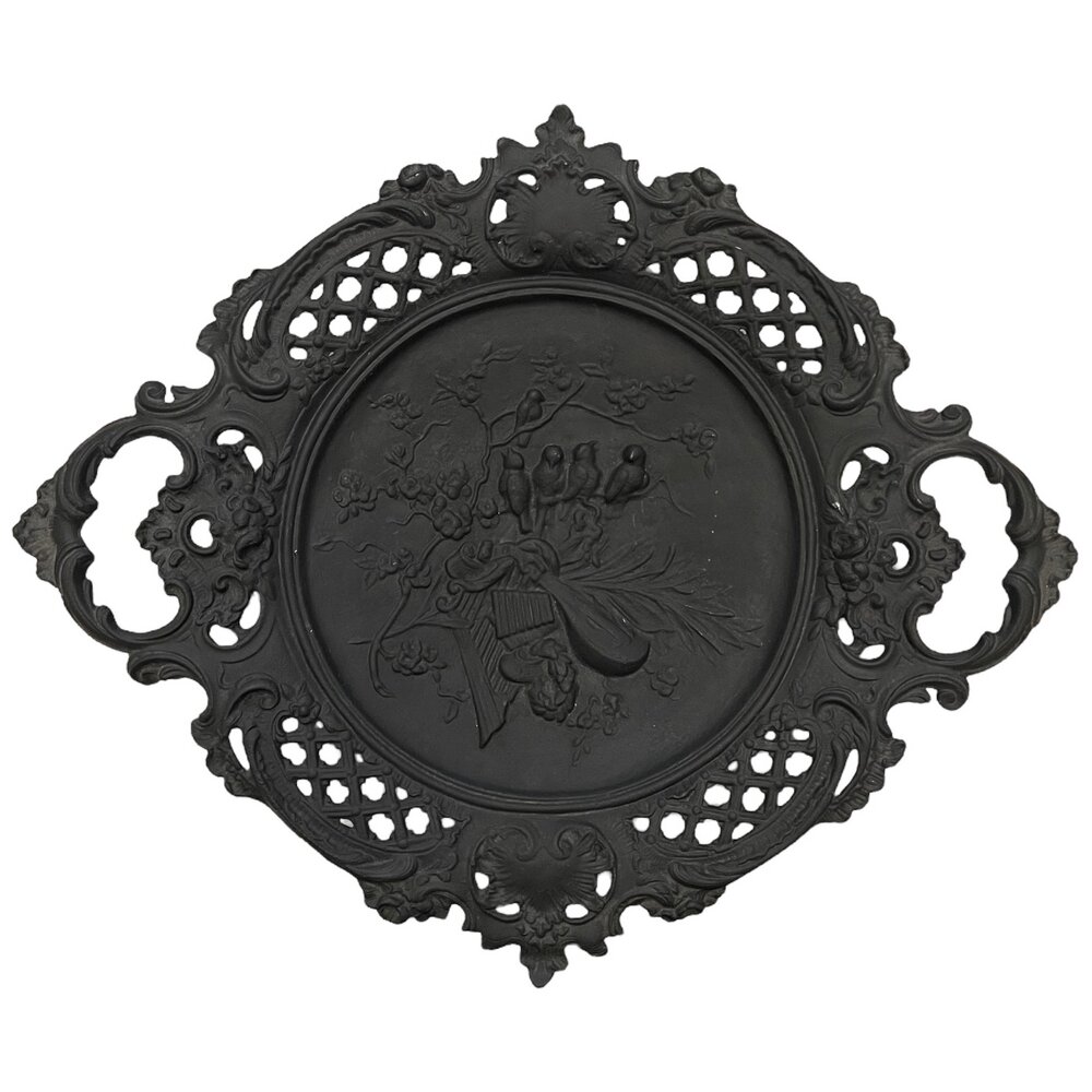 Чугунная декоративная тарелка "Птички и музыкальные инструменты" 1955-1958 гг. Касли Урал, СССР