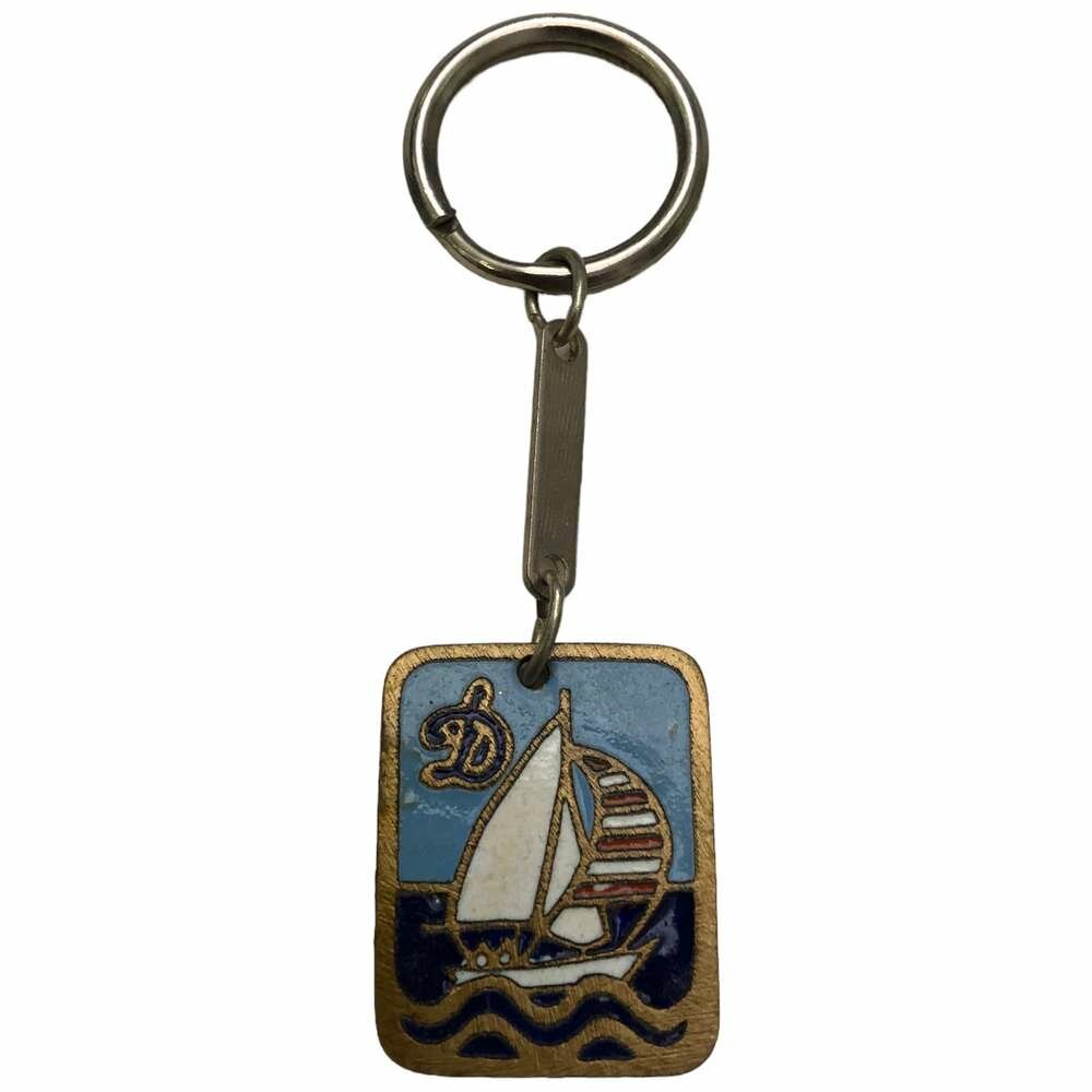 Брелок "Парусный Спорт, Спортивное Общество Динамо" 1970-1980 гг, медь, эмаль, СССР