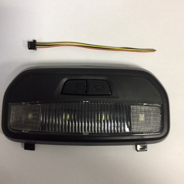 Плафон освещения салона 2 ряда ( чёрный ) В комплекте с проводами Лада Веста