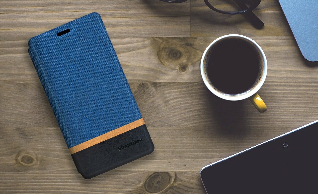 Чехол-книжка MyPads для Tecno Spark 10 4G из водоотталкивающей импортной ткани черный с золотой полосой