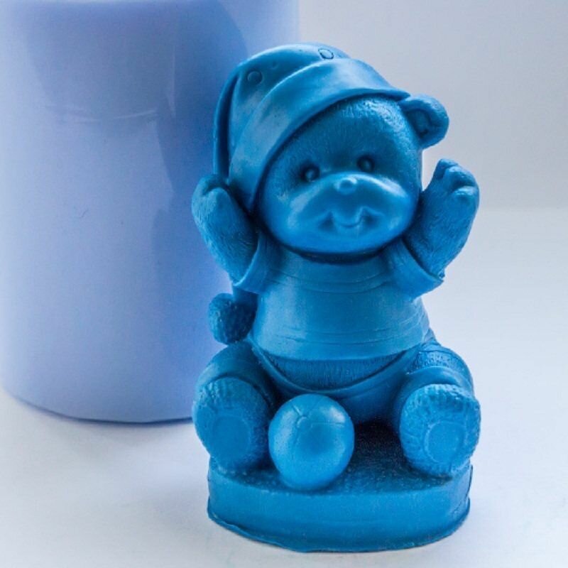 Силиконовая форма для мыла Мишка с мячиком 3D, для свечей, гипса 1шт 7.5 х 4.5 х 4.5см