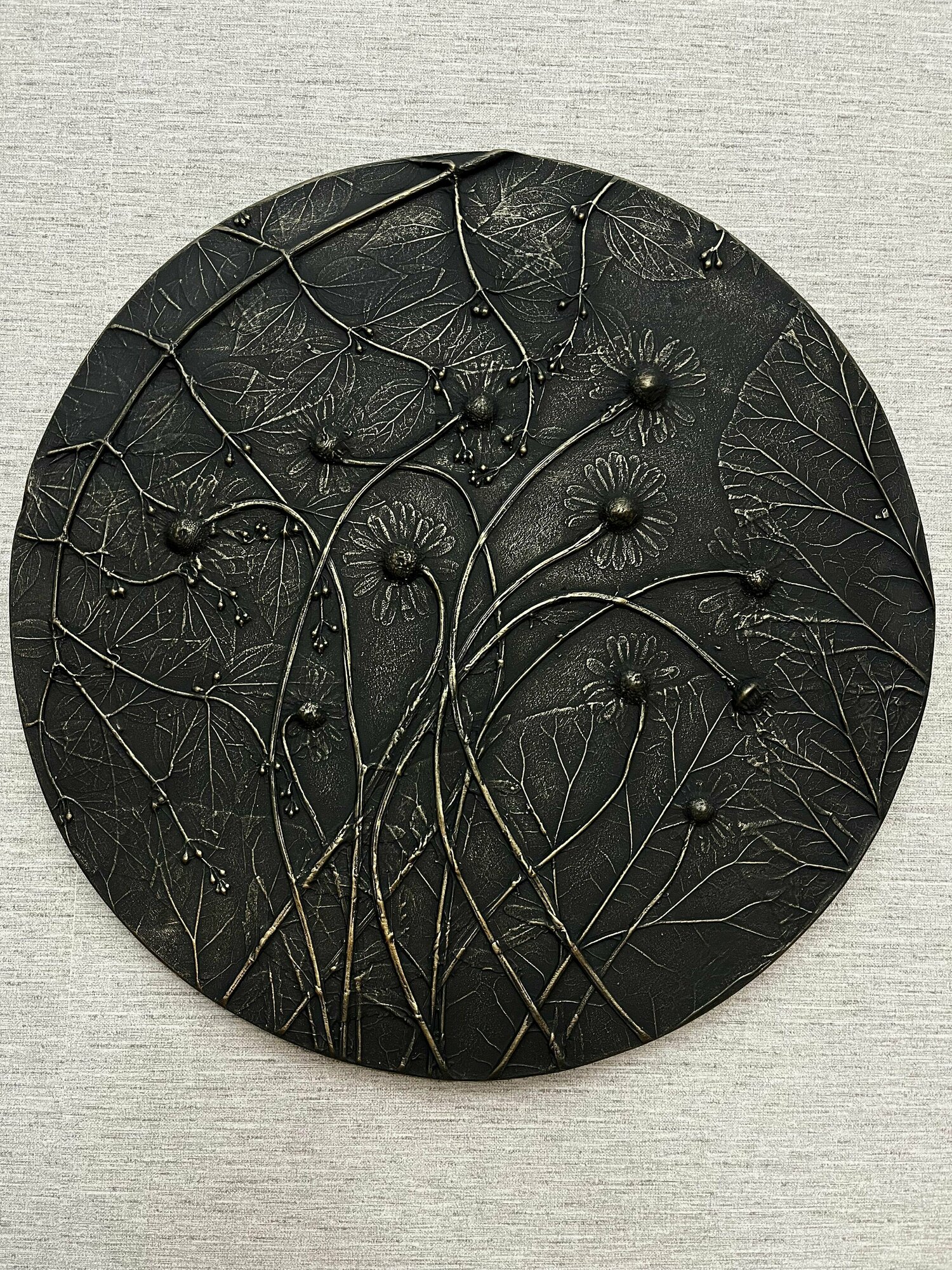 Панно из гипса, ботанический барельеф, картина "Ромашки", ручной работы, 42x42x1 см