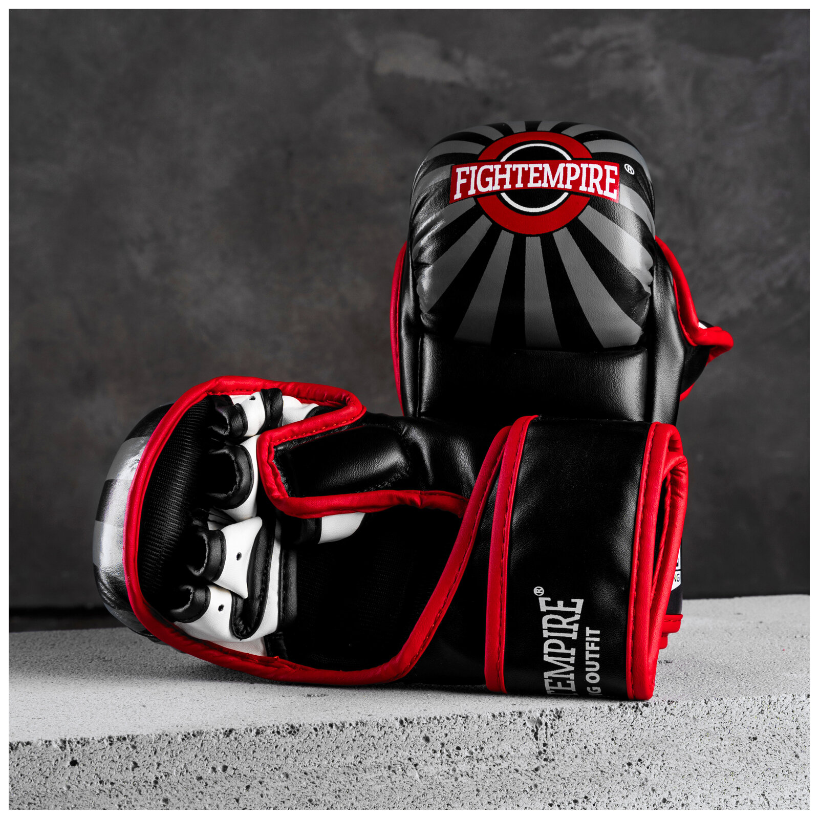 Перчатки для ММА FIGHT EMPIRE, SPARRING, размер M, цвет черный, красный
