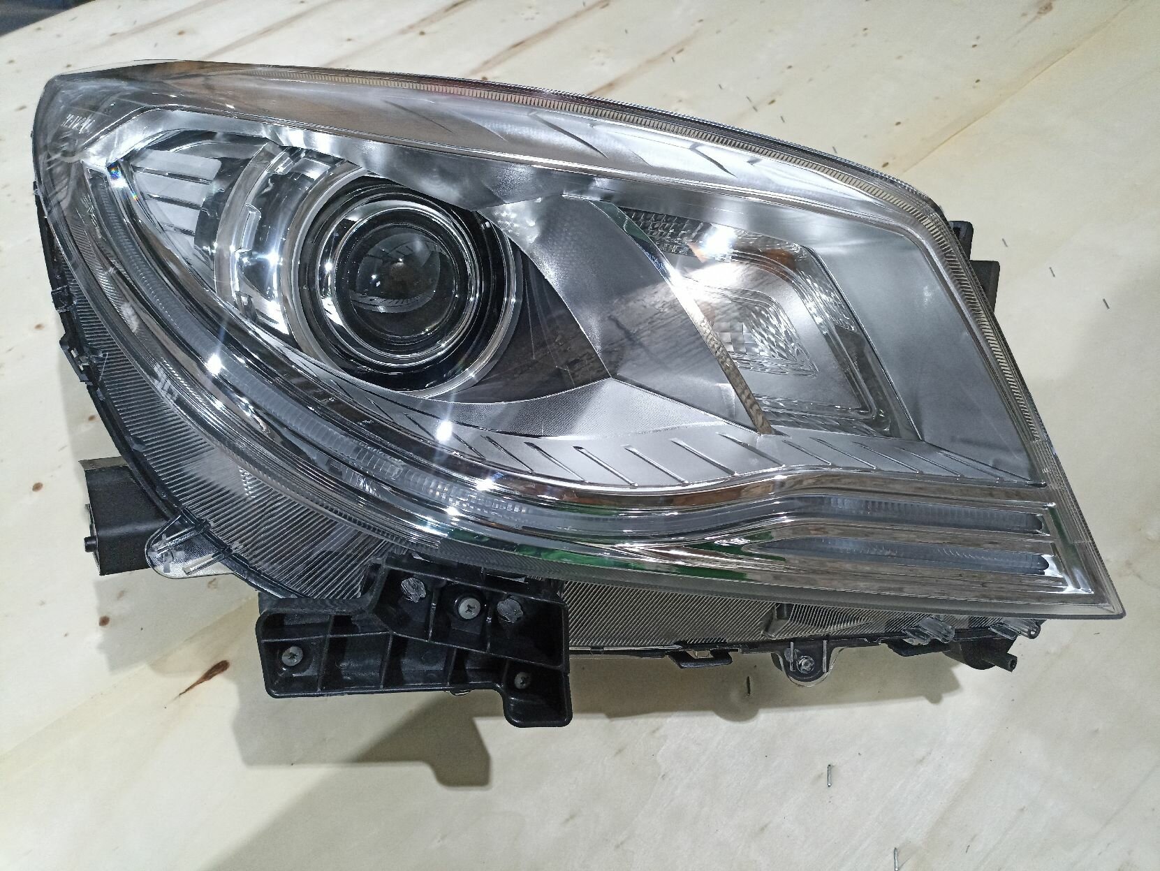 Фара правая Haval H9 (2015-2017) [2.0 16V 8AT внедорожник 4X4 Turbo дизель] 4121600XKV08A
