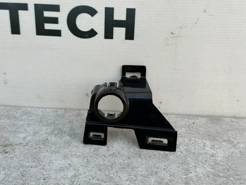 Крепление парктроника Mercedes Benz CLA-Class C117 X117 A1178858000