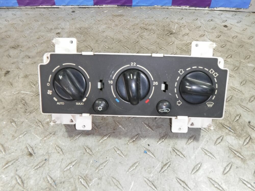 Блок управления отопителем Citroen Xsara 6451CN