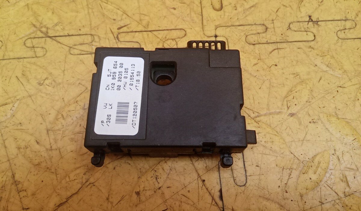 Датчик угла поворота рулевого колеса Jetta V Volkswagen 1K0959654