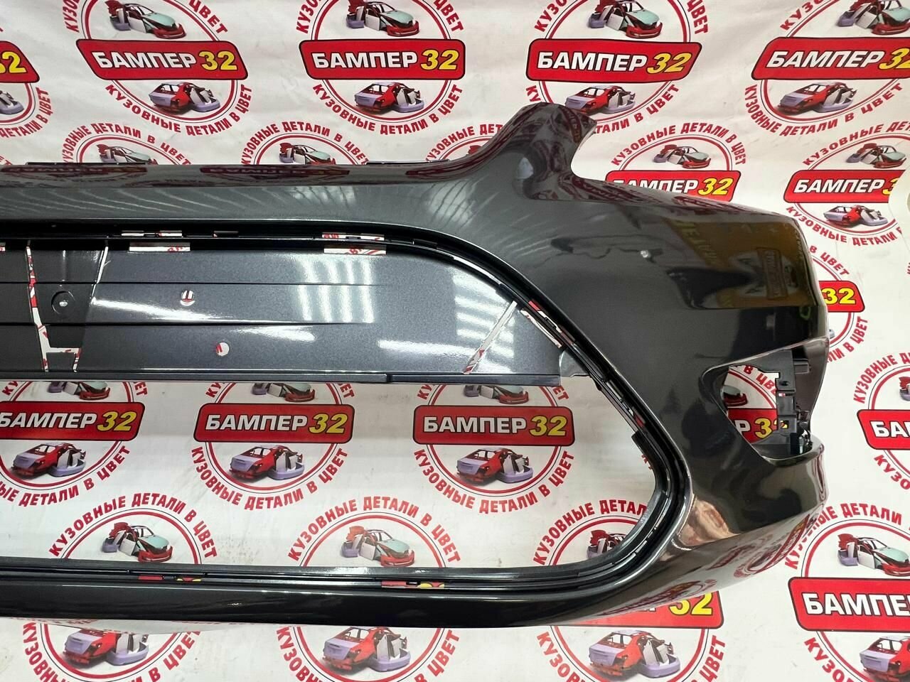 Бампер Форд Фокус 2 цвет SEA Grey 6DYE, рестайлинг