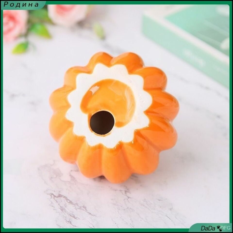 Эксклюзивная керамическая тыква для декора интерьера, высота 8 см, в оранжевом исполнении