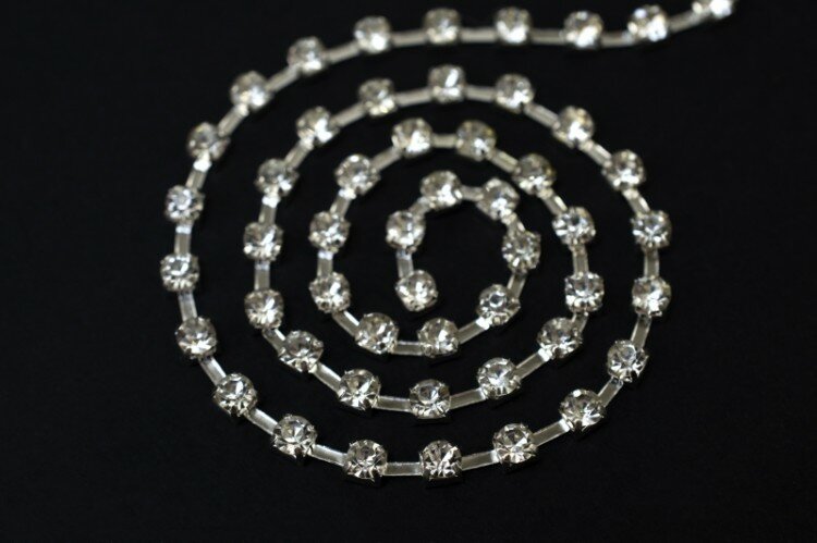 Стразовая цепь, звено 4,0х4,0мм, цвет хрусталь/серебро, латунь, 47-029, 50см (около 70 страз)