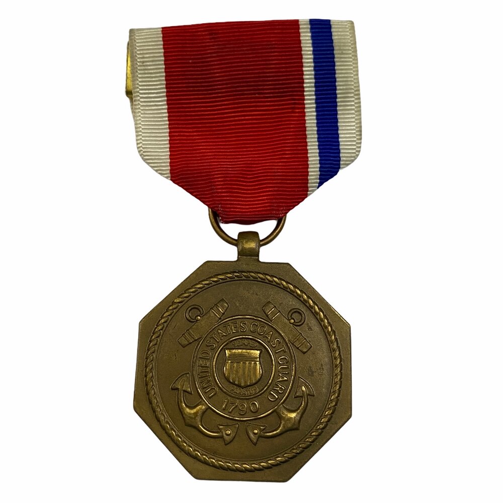 США, медаль "За проявленный героизм на службе в береговой охране" 1949-1980 гг.