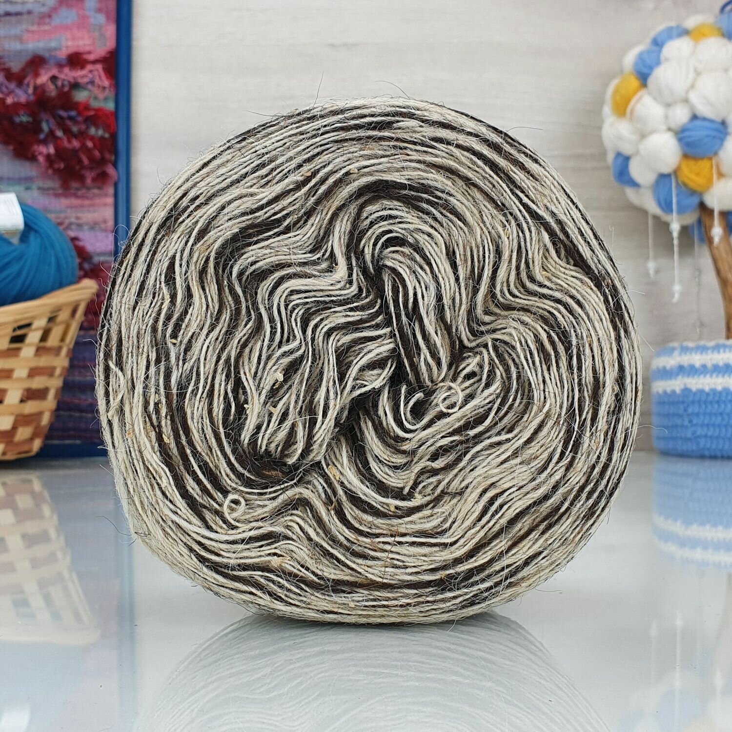 Пряжа Рассказовская Шерсть натуральная, (меланж светлый - 10, 95% овечья шерсть 5% акрил, 2 мотка, 250 г, 500 м.