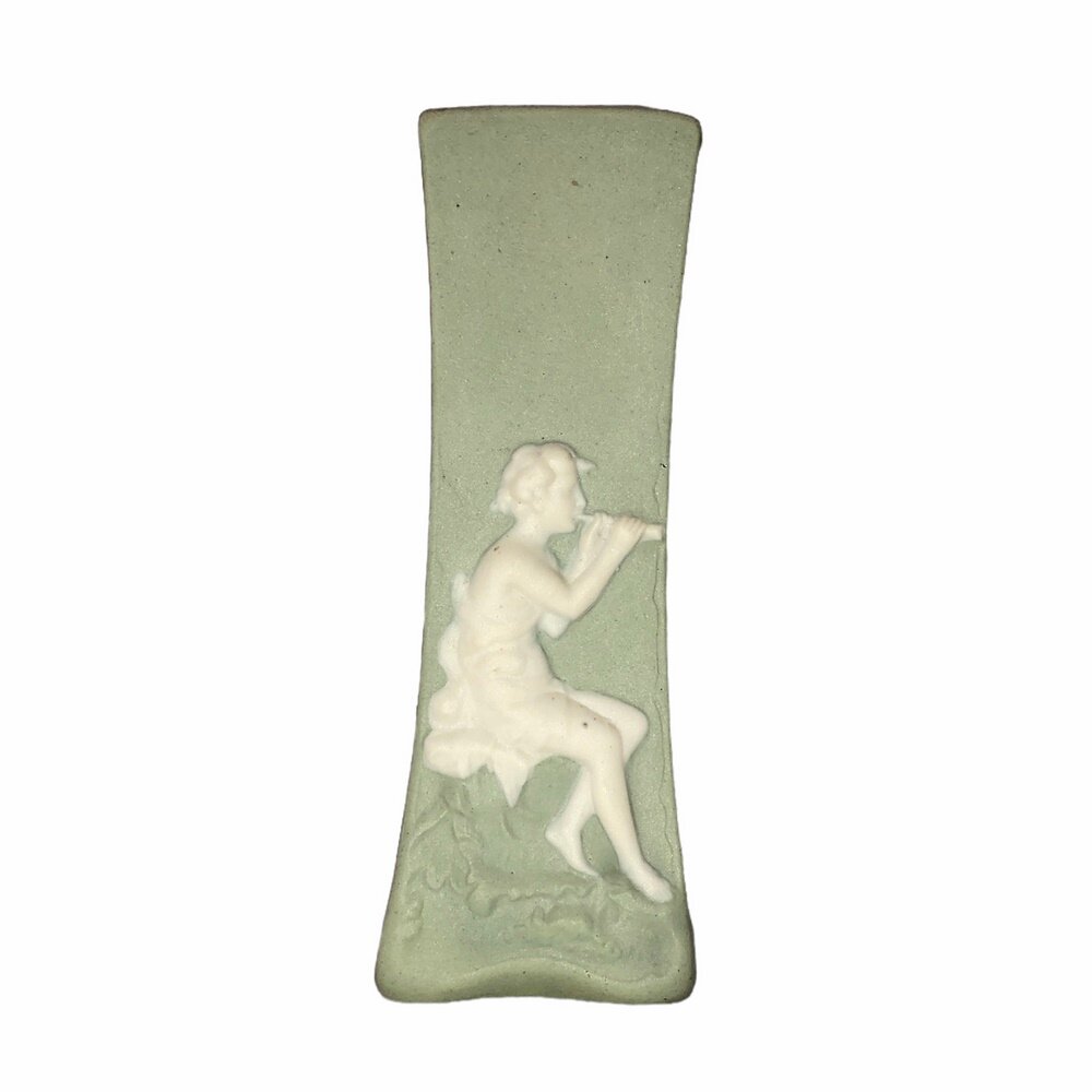 Ваза "Мальчик с дудочкой" 1920-1930 гг, Дмитровский завод Вербилки, СССР