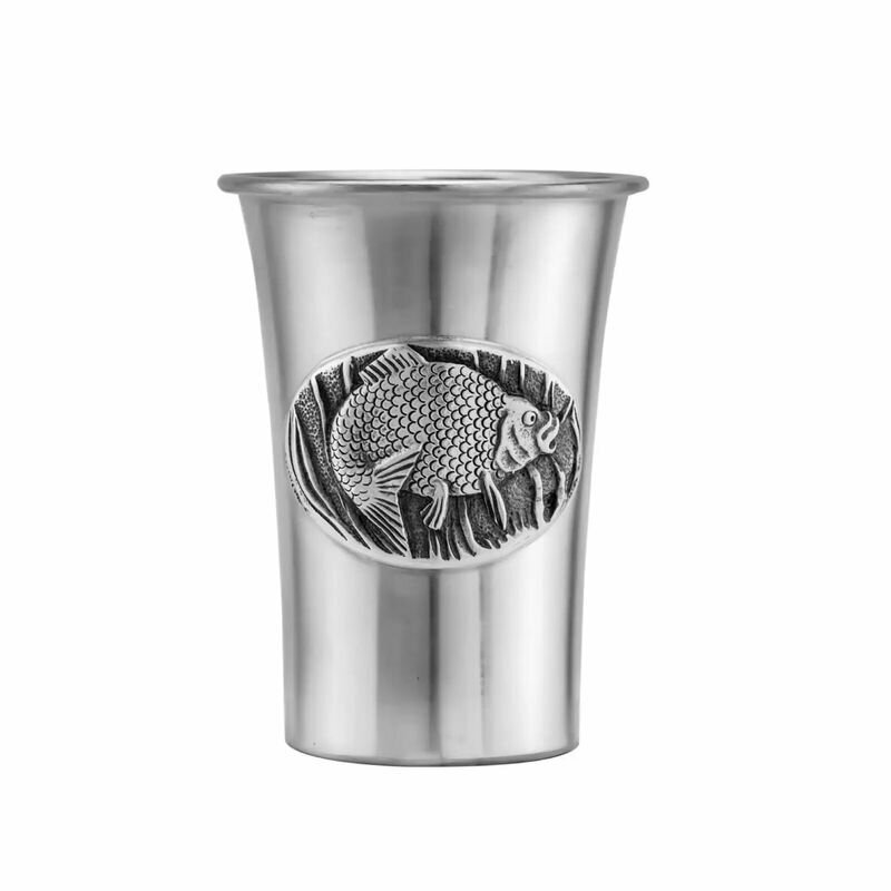 Кольчугинский мельхиор Стопка "Лещ" посеребренная полиров. с чернением в футляре (КМ558СТ06)