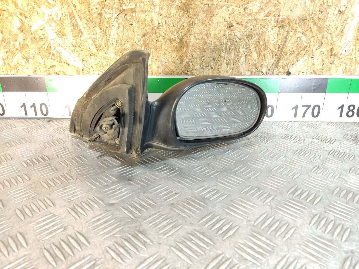 Зеркало правое KIA Rio 2000 2005 0K31A69120C02