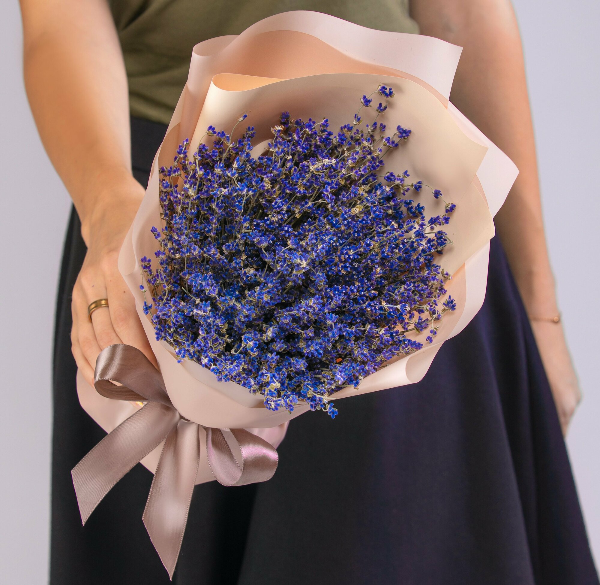 Букет из сухоцветов Мегацвет24 "Лавандовый", сиреневый, дизайнерская упаковка