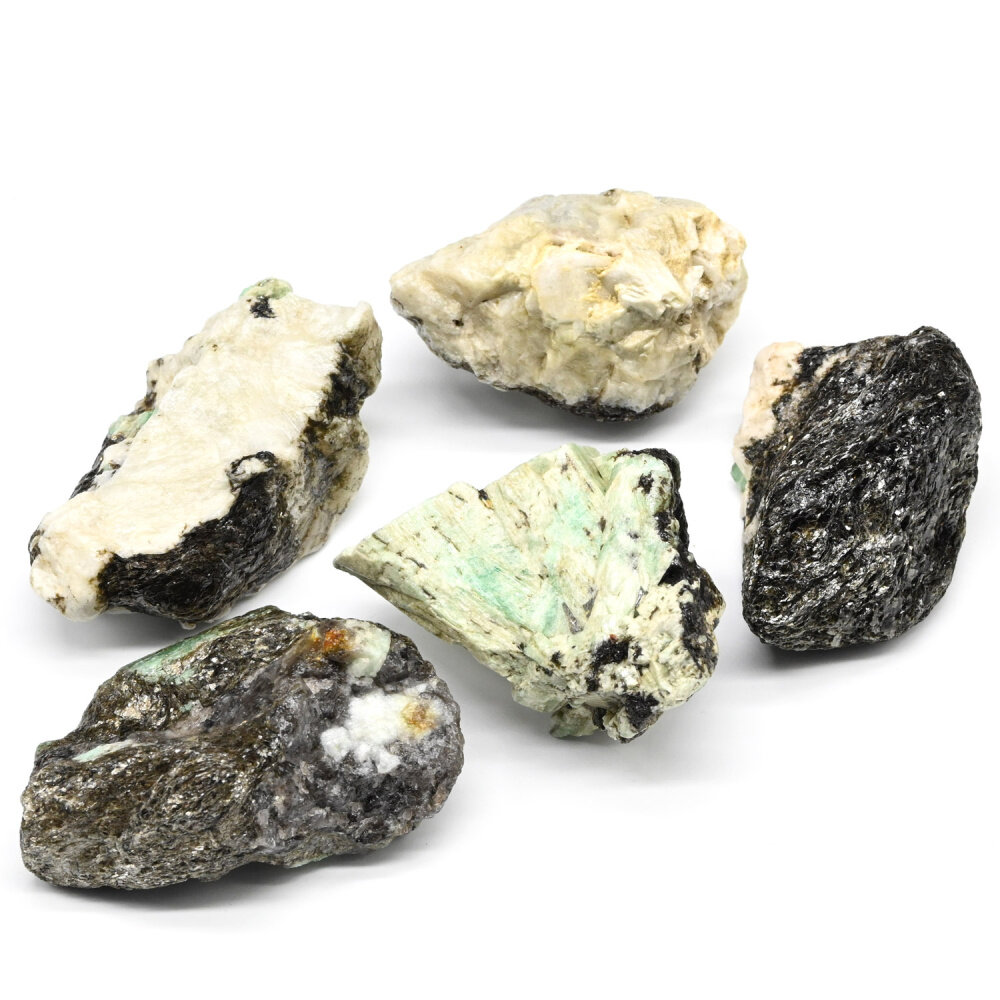 Минерал берилл 53*42*31мм, 70-79г .