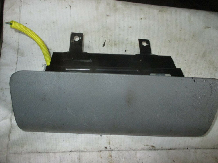 Подушка безопасности пассажирская Шевроле Авео Т200 96534473 HG с пластиковой накладкой