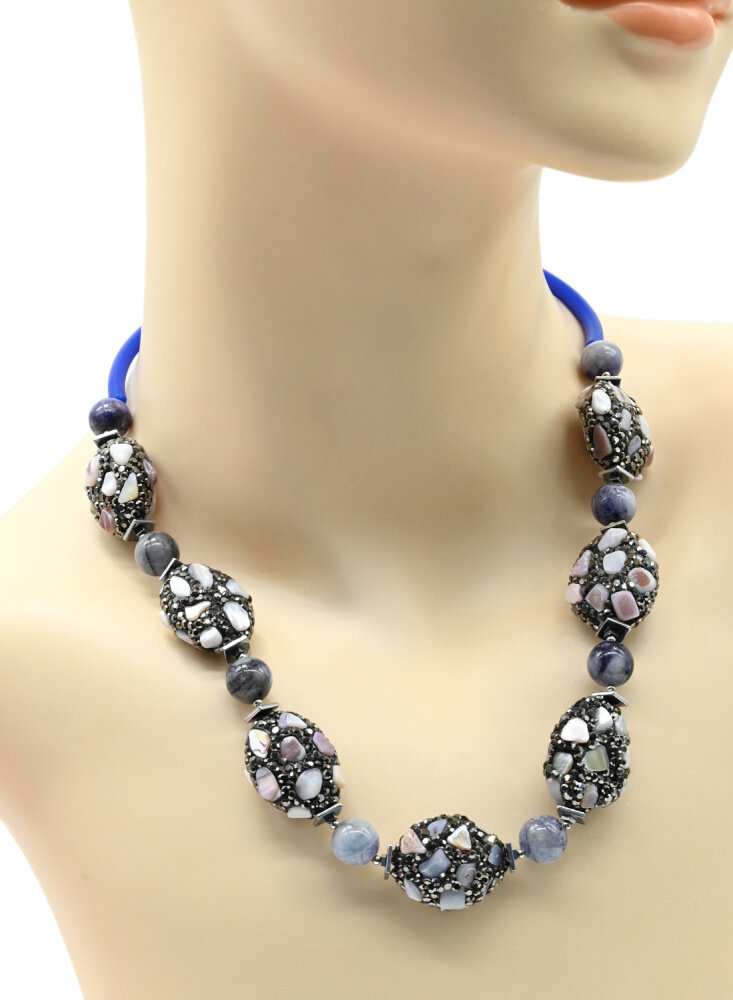 Колье, перламутр