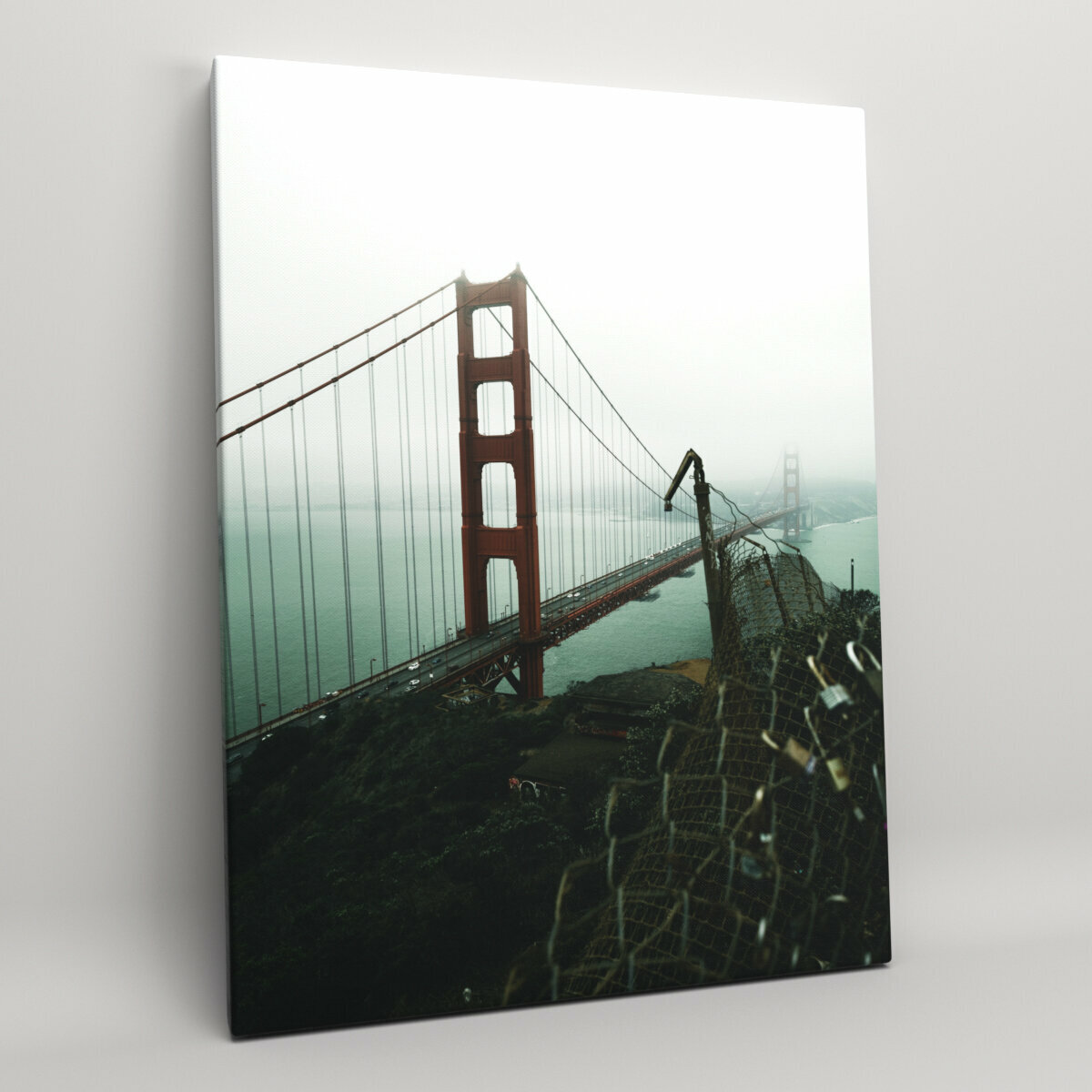 Картина на холсте (интерьерный постер) "Мост Золотые ворота в тумане" архитектура, с деревянным подрамником, размер 30х40 см