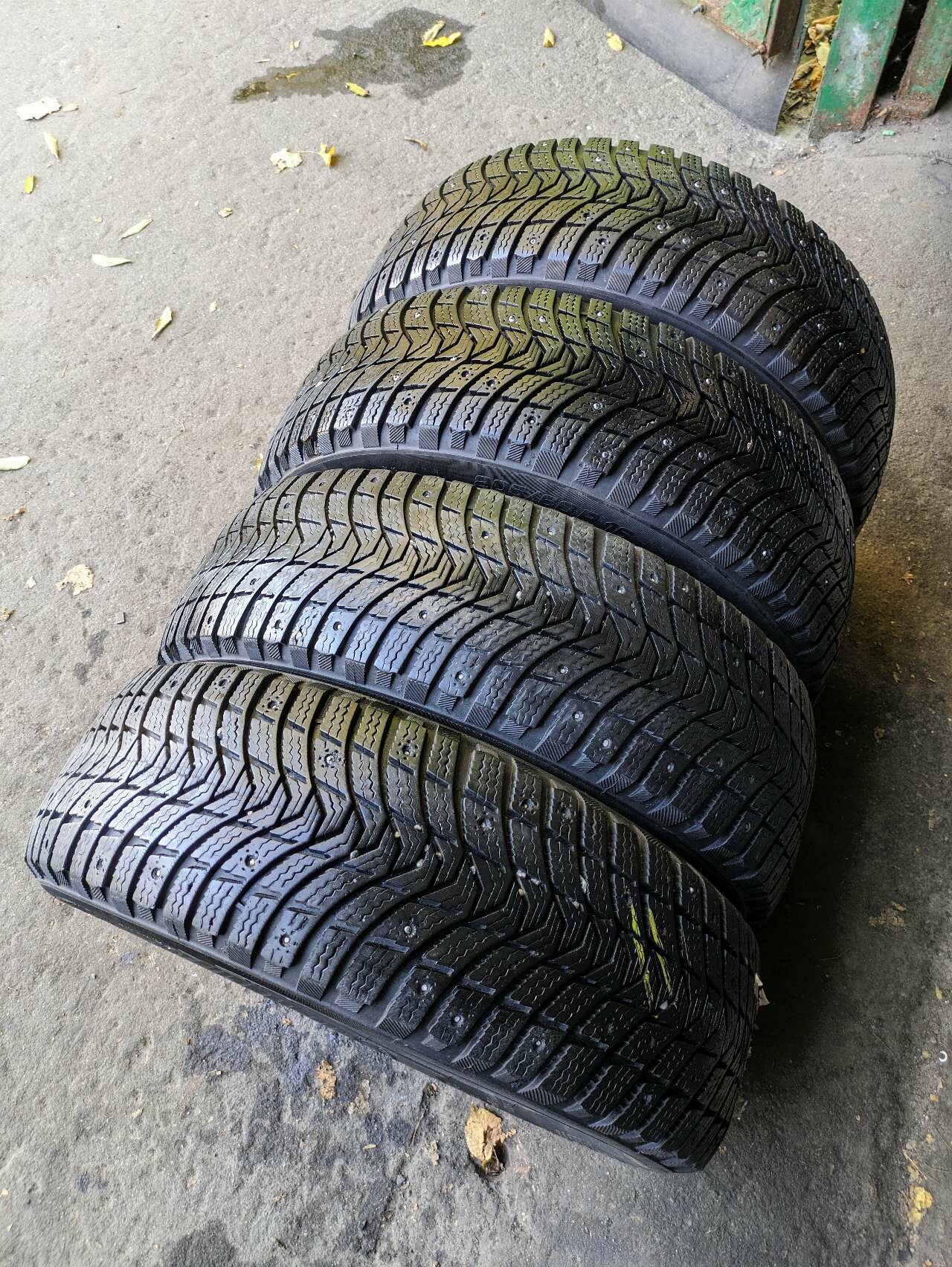 205/60 R16 96T Michelin X-Ice North XIN3 остаток:5.6 мм год:2016 арт:4addd382