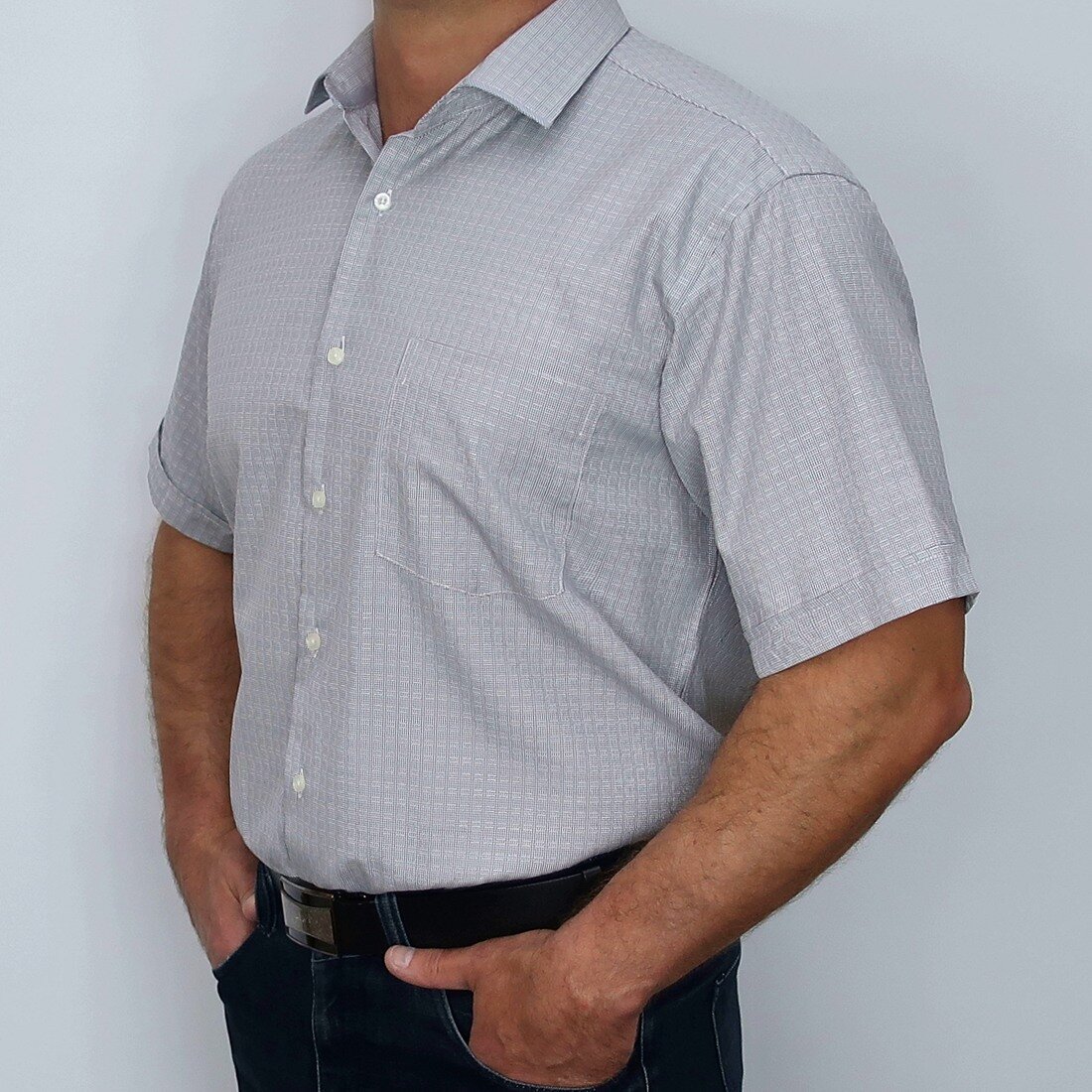 Рубашка Рубашка мужская с коротким рукавом, прямая классическая, темная сорочка, на пуговицах, рубаха на любой сезон, стильный фасон одежды, серая, с принтом, с карманом, летняя