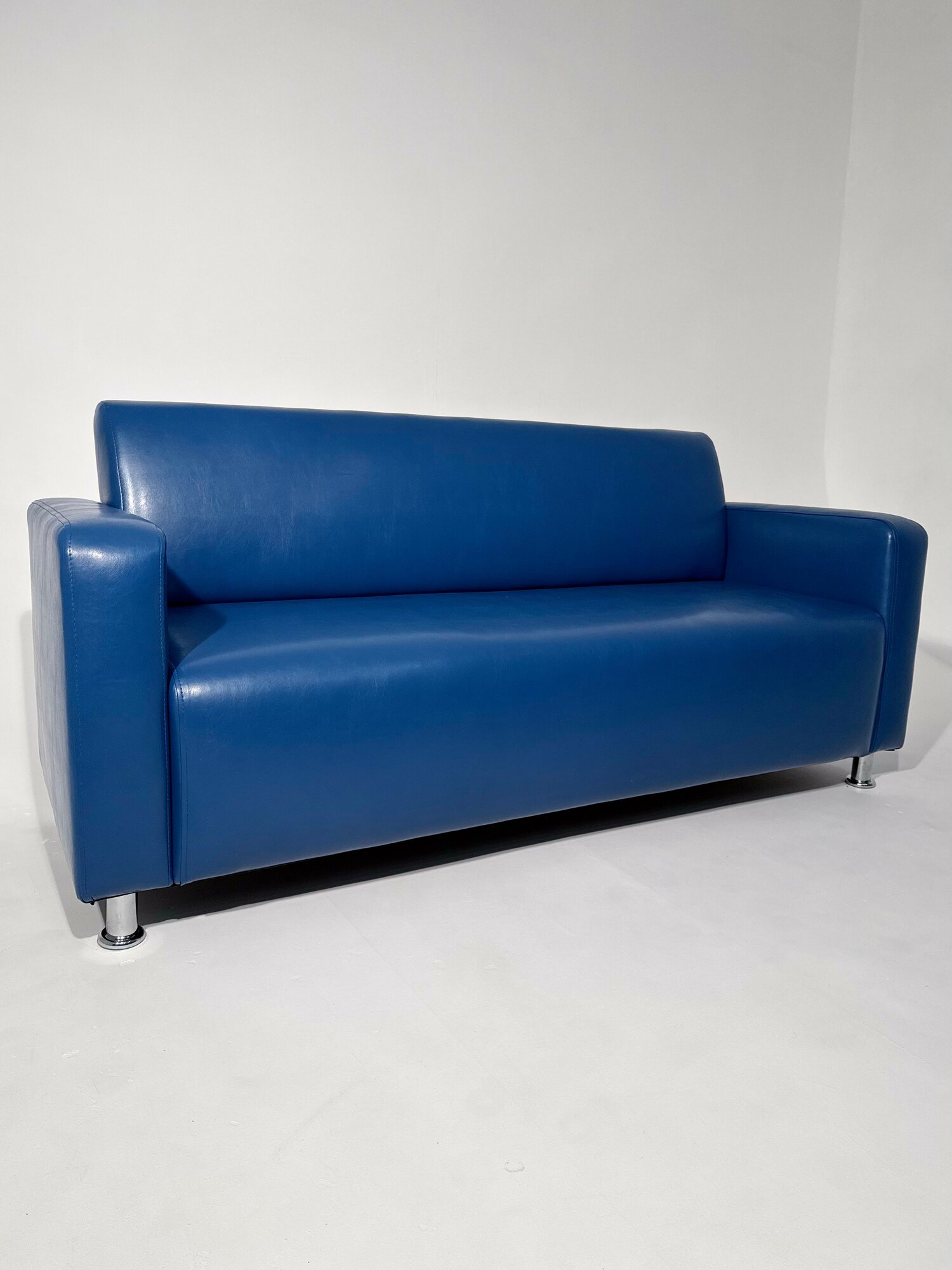 Диван офисный Платинум, механизм Нераскладной, 180х67х82 см, синий