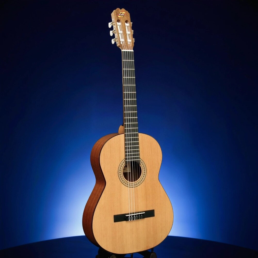 Классическая гитара Admira Rosario