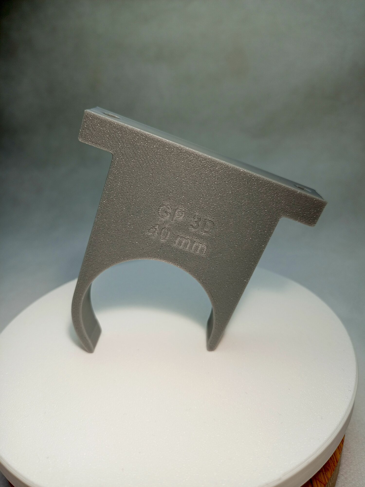 Крепление для труб 50 мм дистанционное L40