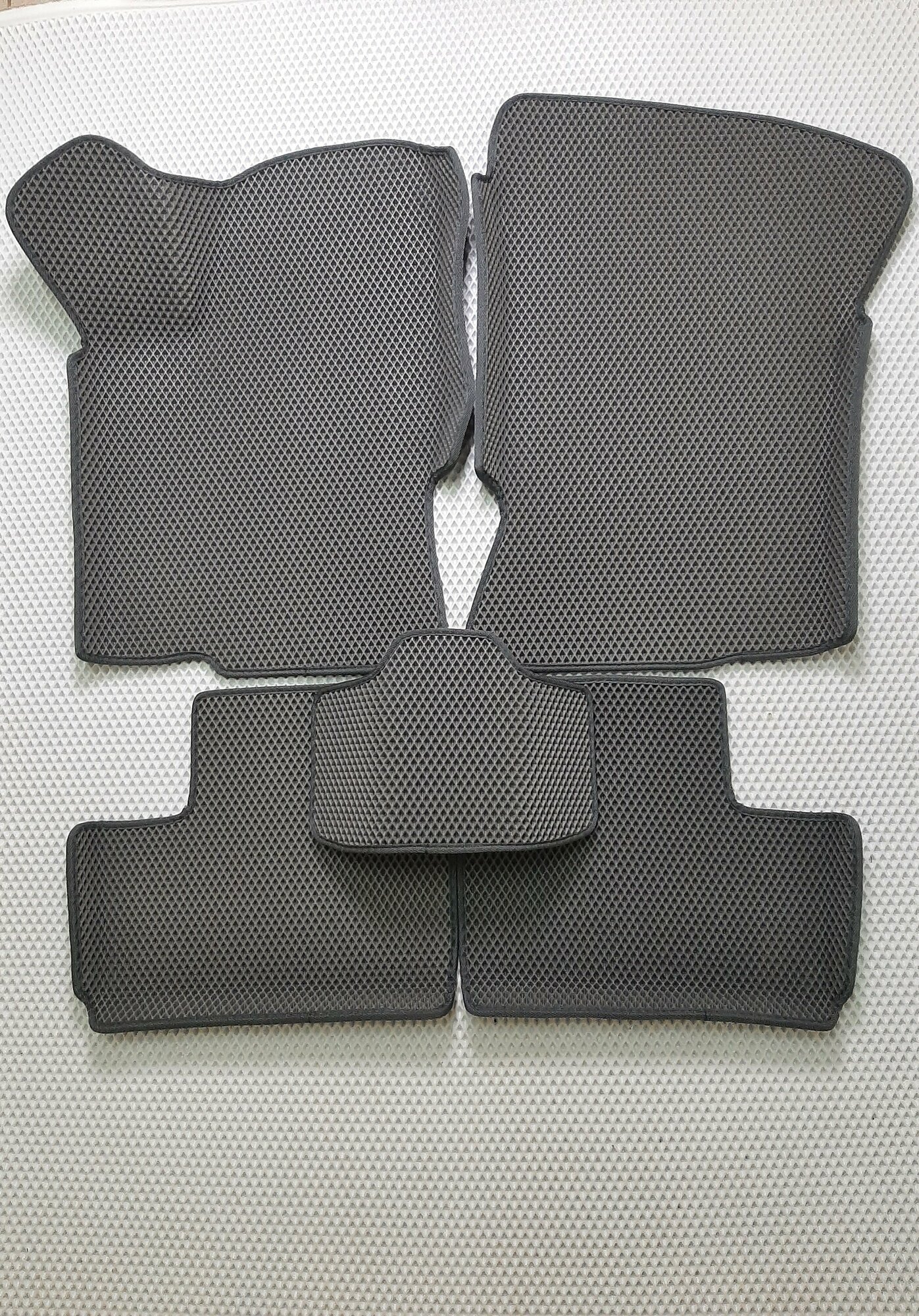 Автомобильные коврики EVA С бортами для SKODA RAPID / шкода рапид 2012-н. в.