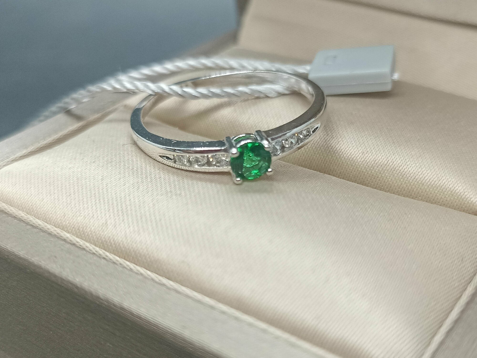 Кольцо, фианит, искусственный камень