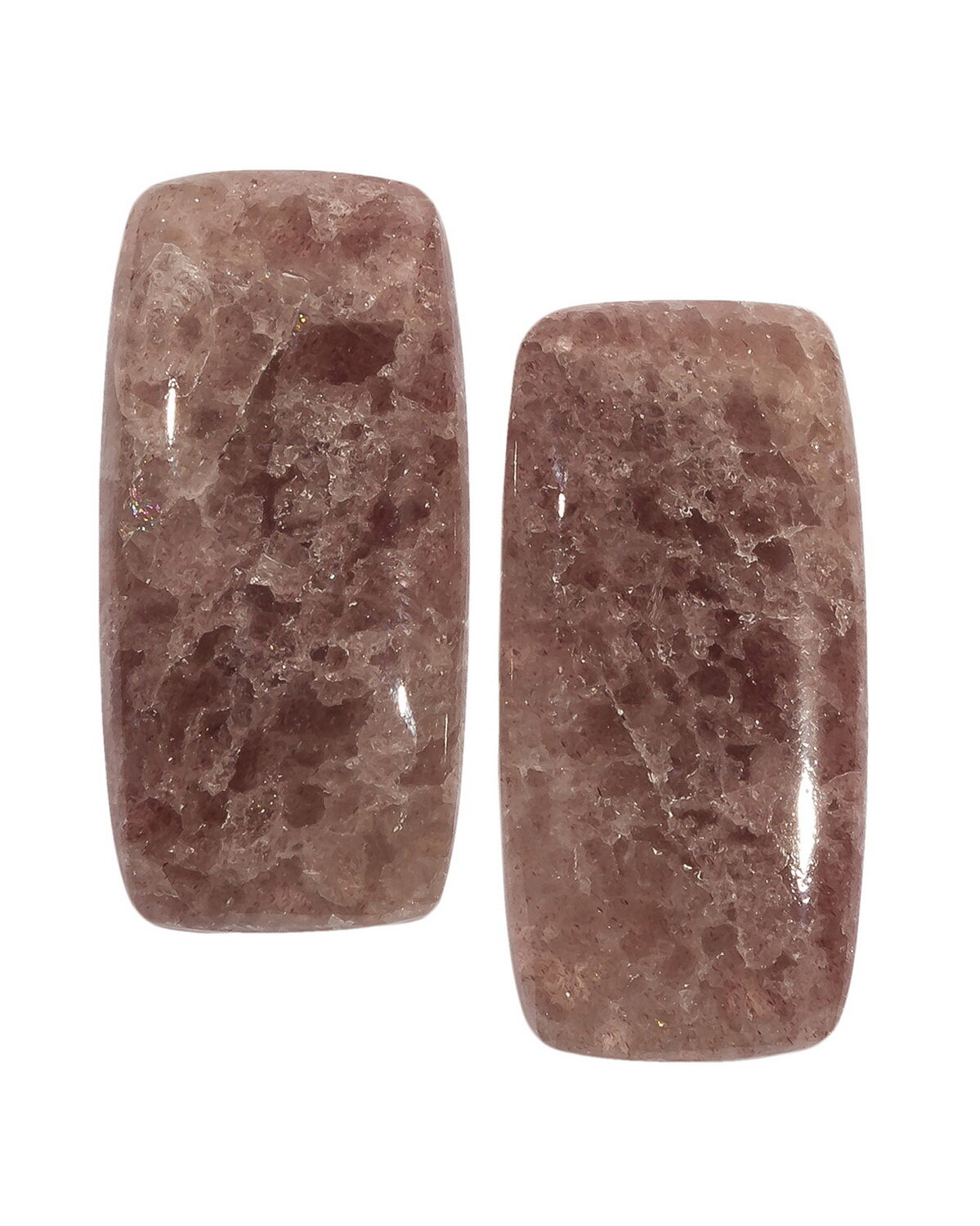 Кабошон земляничный кварц (пара) 38х19х5 мм. На задней поверхности одного кабошона небольшие сколы.