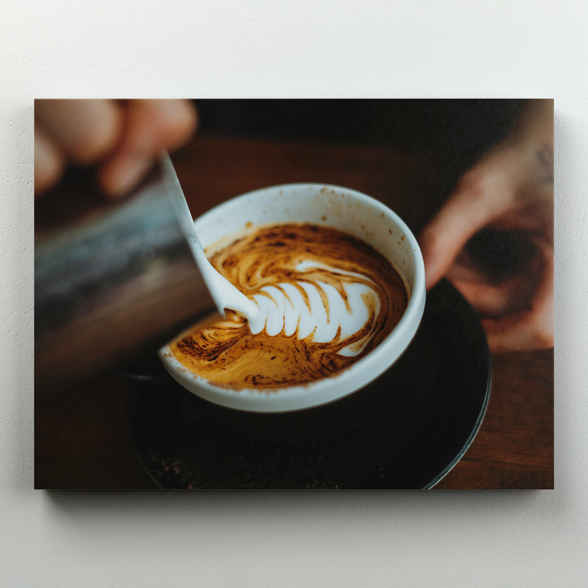 Интерьерная картина на холсте "Капучино с корицей" для кухни, кафе и ресторанов, размер 30x22 см