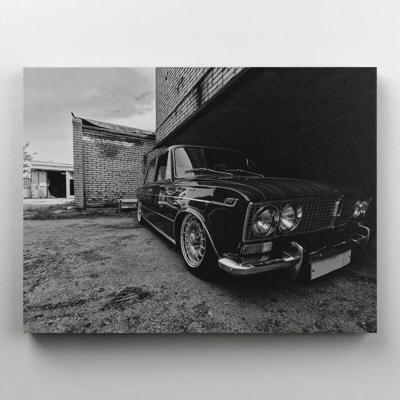 Интерьерная картина на холсте "СССР Автомобиль - ВАЗ-2103 в ЧБ" размер 40x30 см
