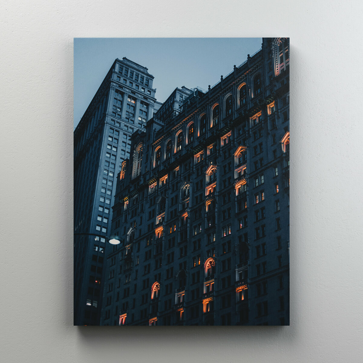 Интерьерная картина на холсте "Архитектура города" архитектура, размер 45x60 см