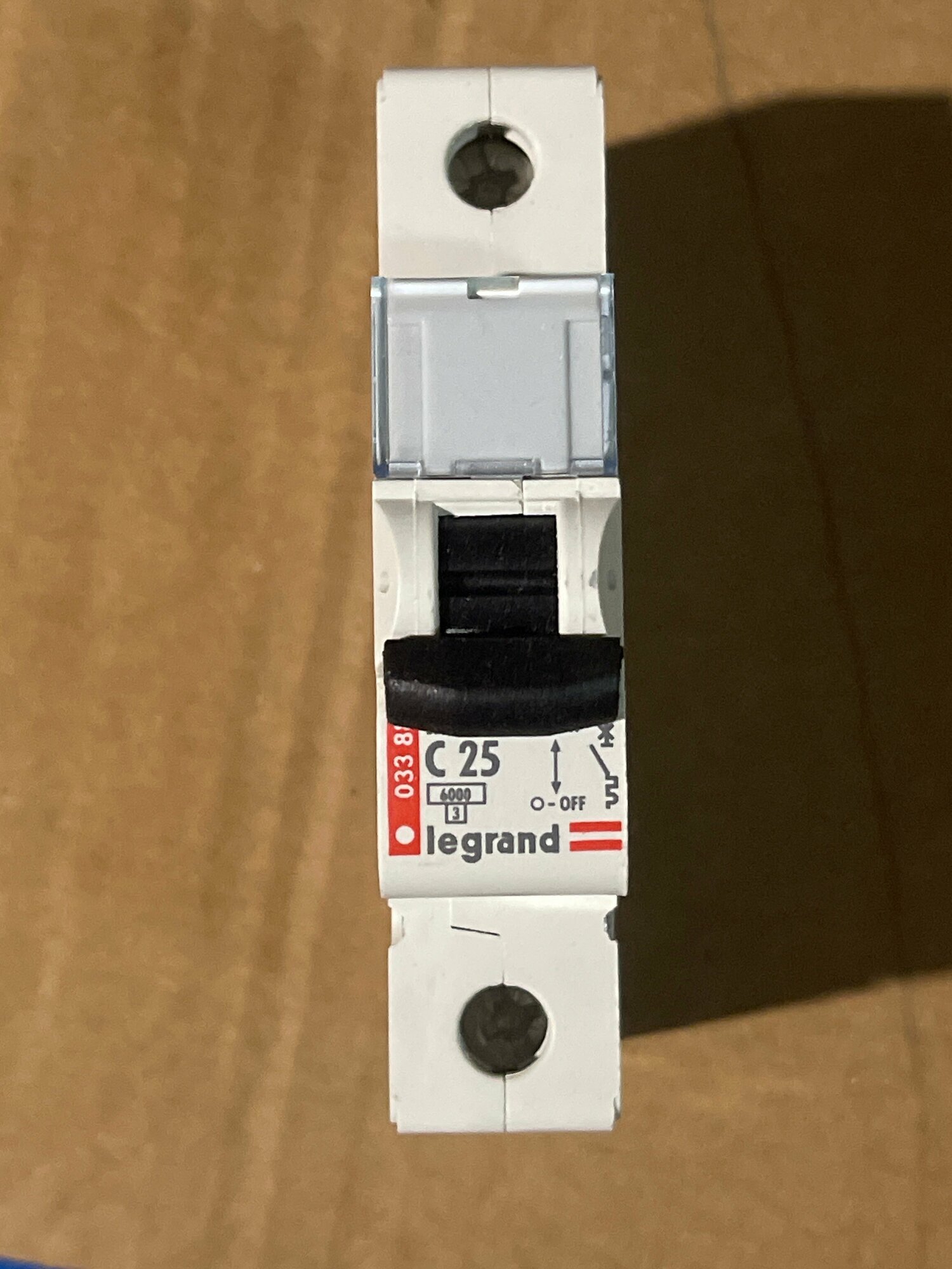 Автоматический выключатель Legrand 03388 DX 1П 25A C 6кА