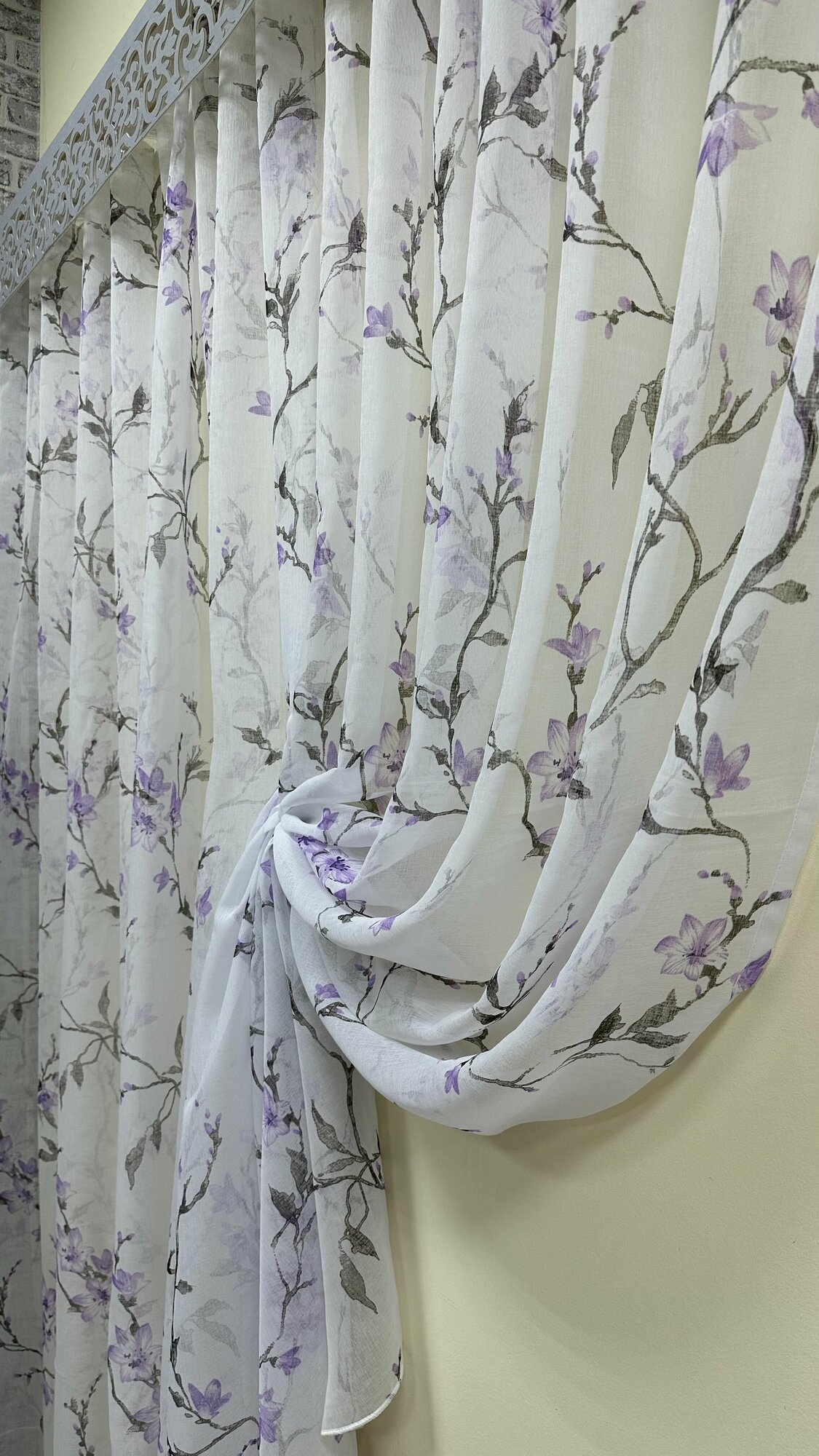 Льняной тюль сакура сирень, 5м ширина, высота 2,7м