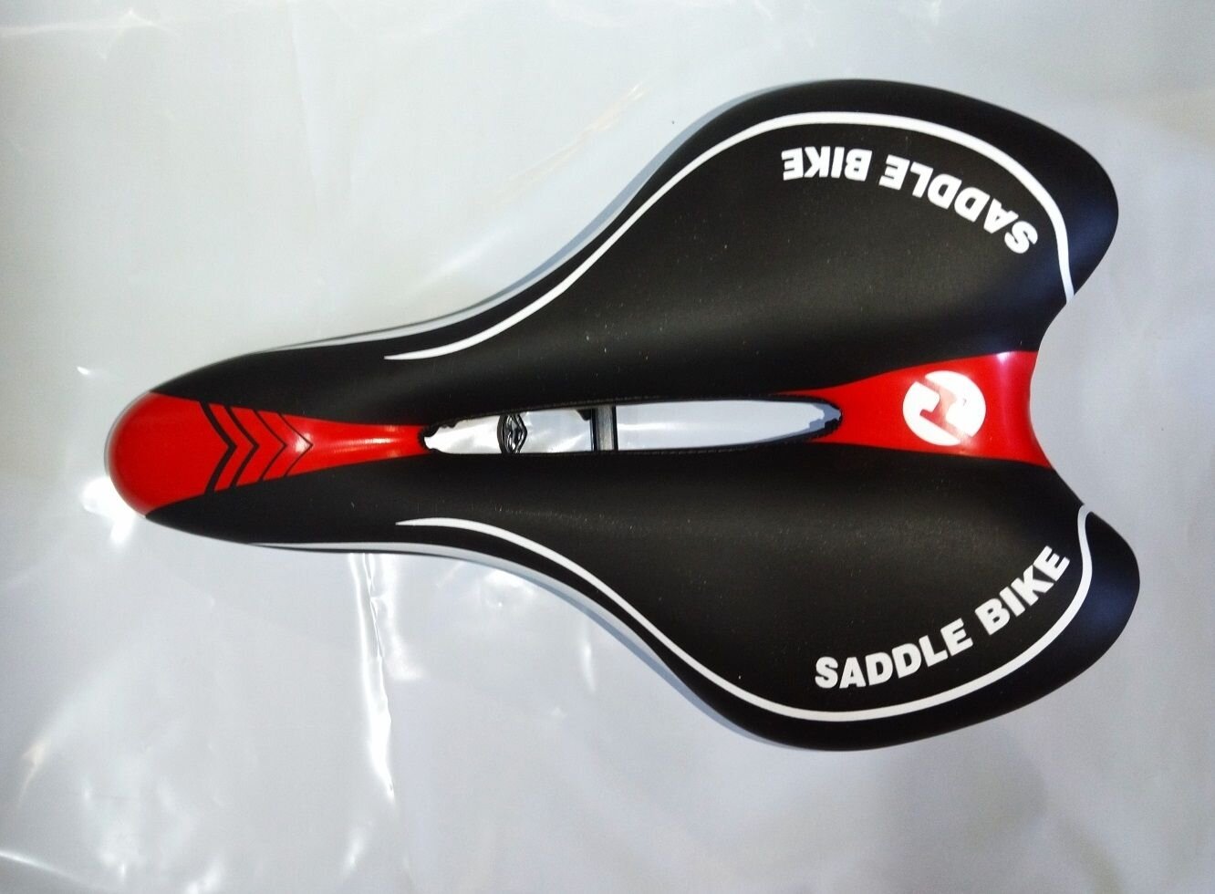 Седло для велосипеда MTB-COMFORT 275X155mm замок, вентиляция AZ-6007