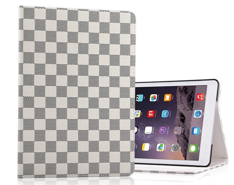 Чехол-обложка Чехол. ру с подставкой для iPad mini 5 7.9 (2019) - A2133, A2124, A2126, A2125 в клетку белый кожаный