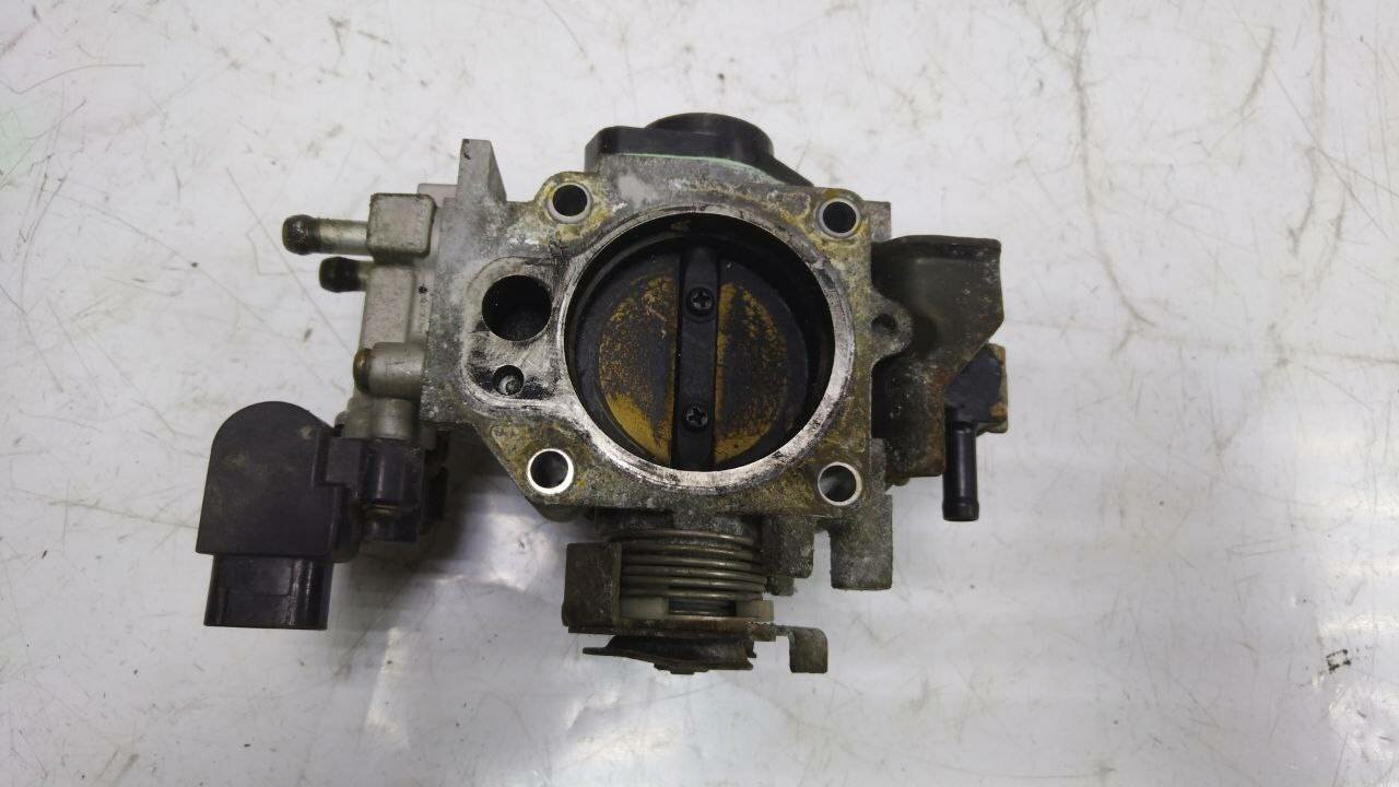 Дроссельная заслонка Honda Civic 7 2001