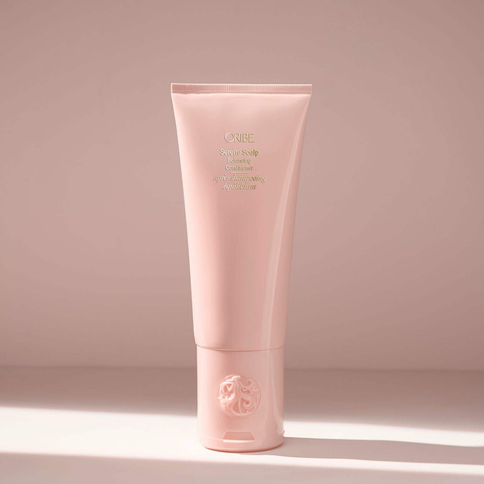ORIBE Успокаивающее средство для чувствительной кожи головы Serene Scalp Balancing Conditioner 200 мл