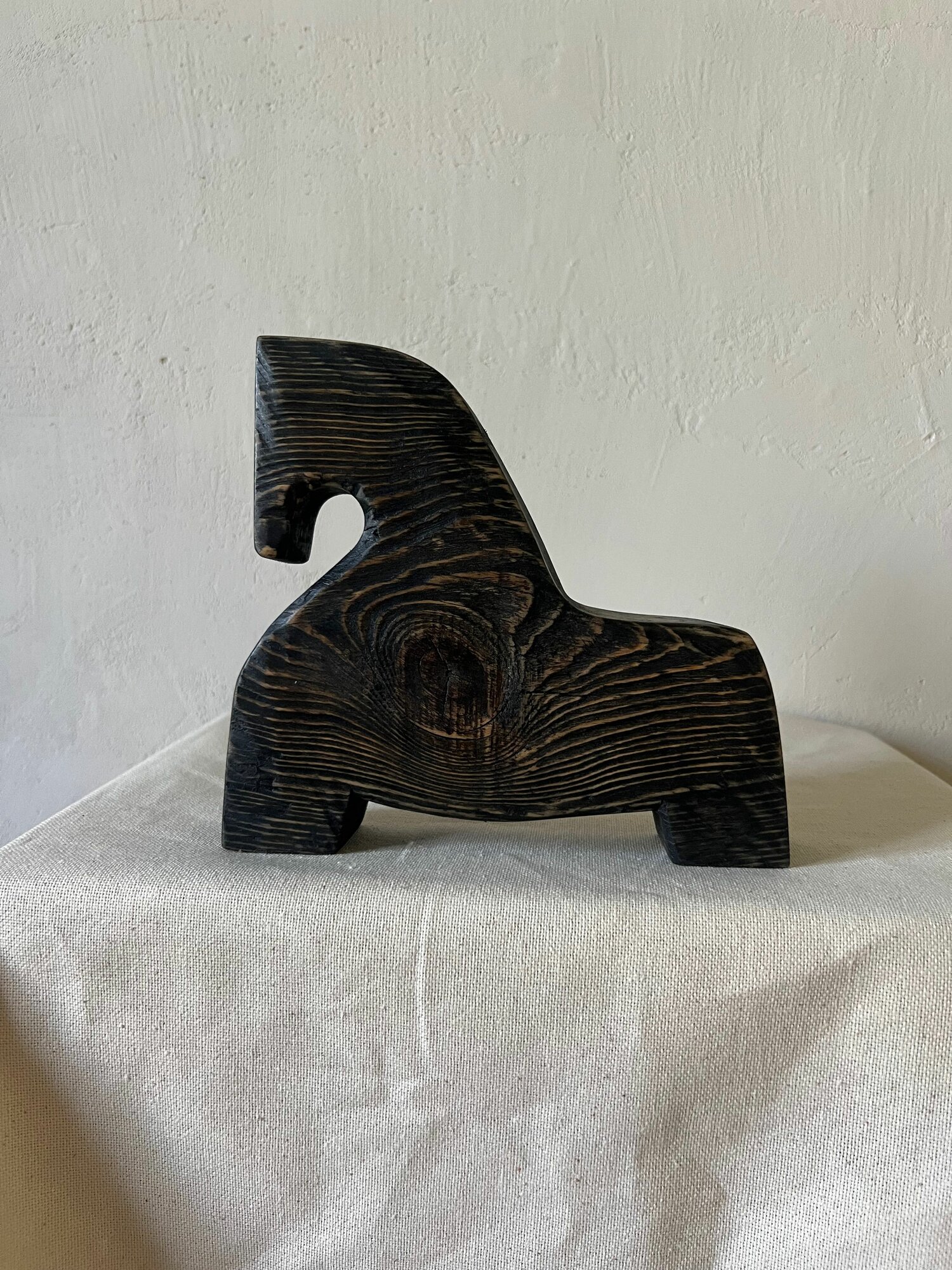 Скульптура Конь. Натуральное дерево. Ручная работа / 21х19,5 см. / andCactus