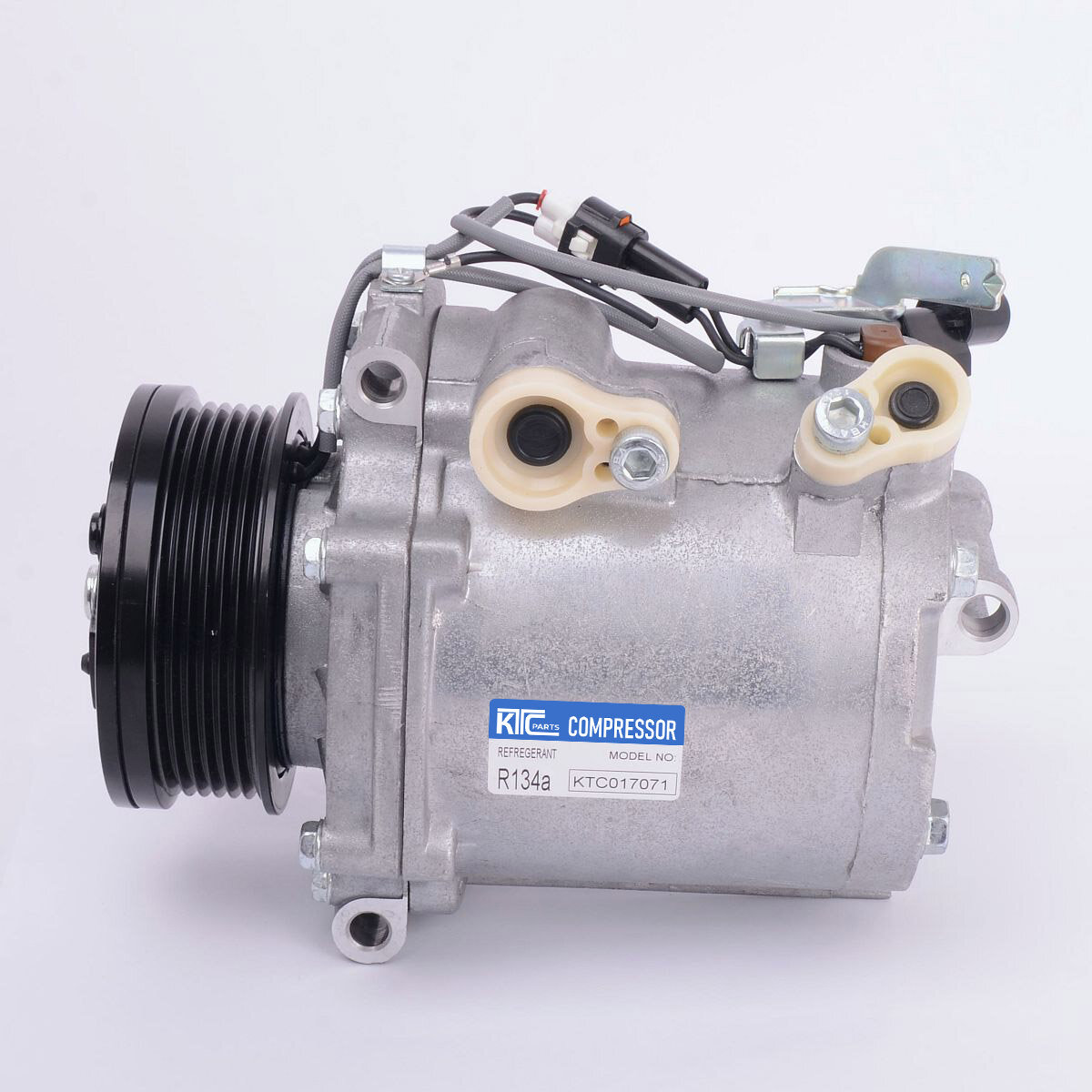 Компрессор Mitsubishi Outlander Lancer ASX / Citroen C-Crosser / Peugeot 4007 (07-) 7813A068 6PK (017071)