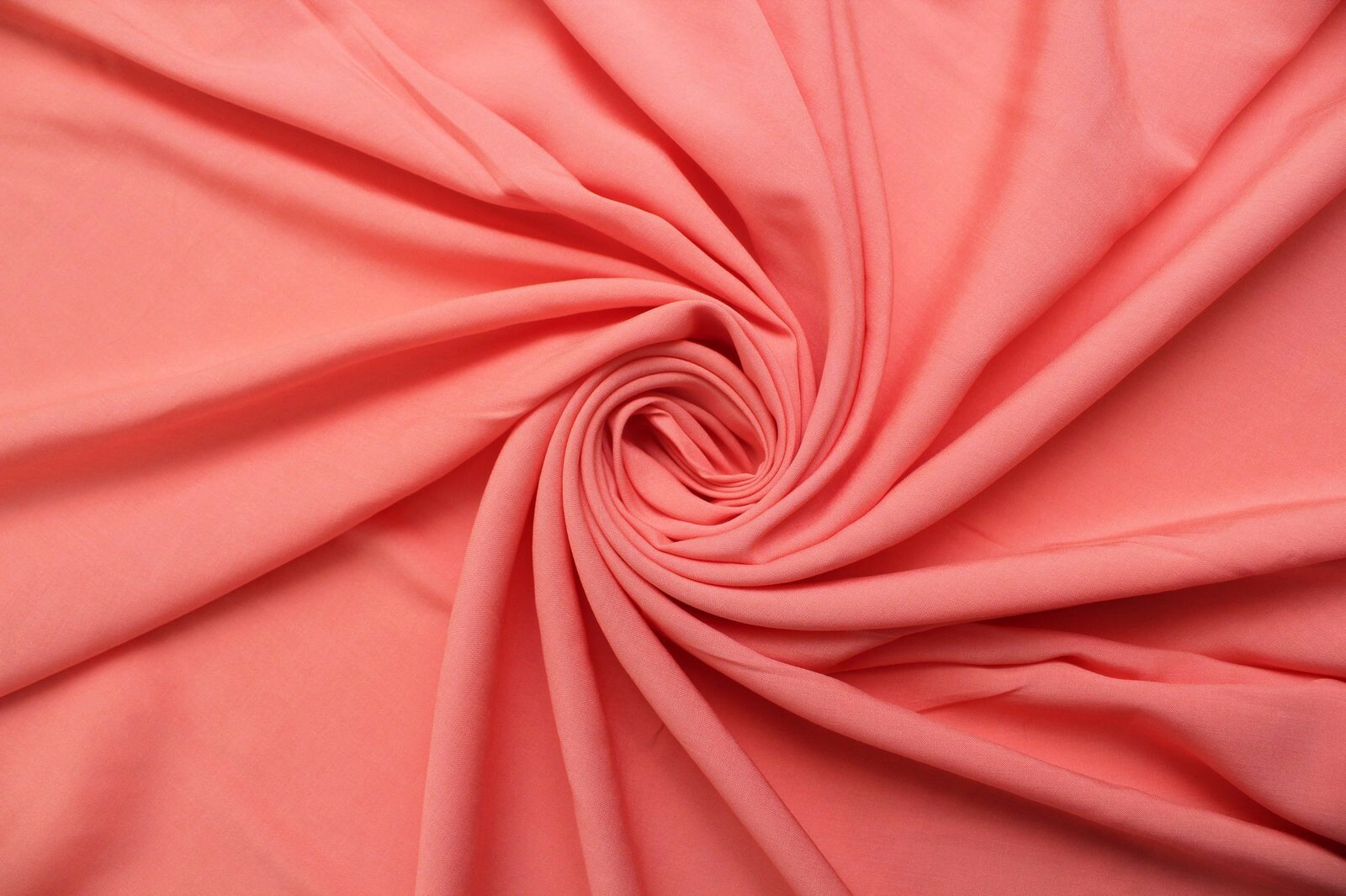 Ткань Вискоза плательная светло-коралловая, ш136см, 0,5 м