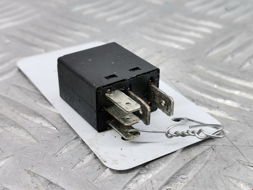 Реле Jeep Cherokee 3 4671168 арт. 2090006